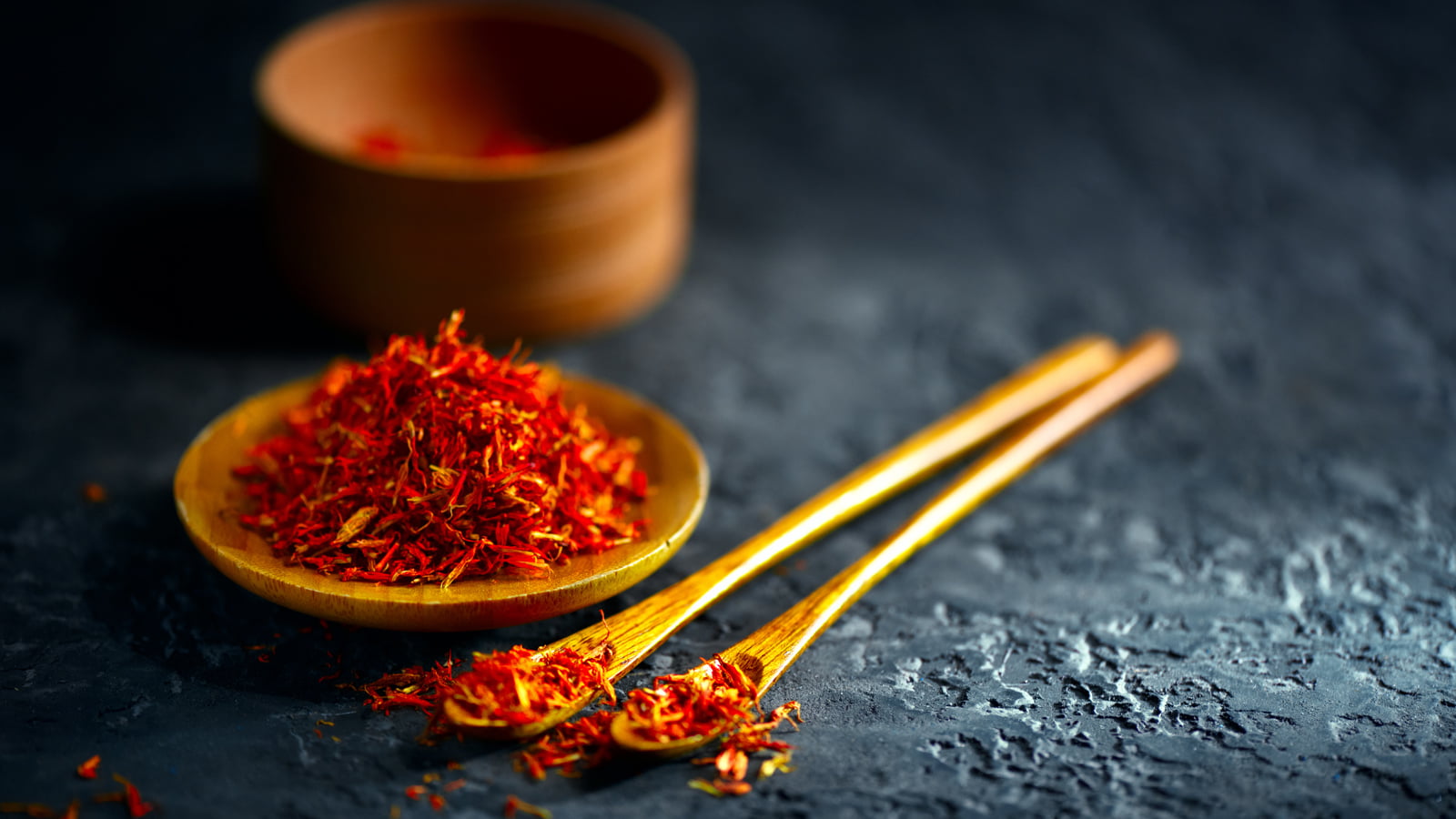 Mách bạn về cách dùng Saffron đơn giản và hiệu quả không phải ai cũng ...
